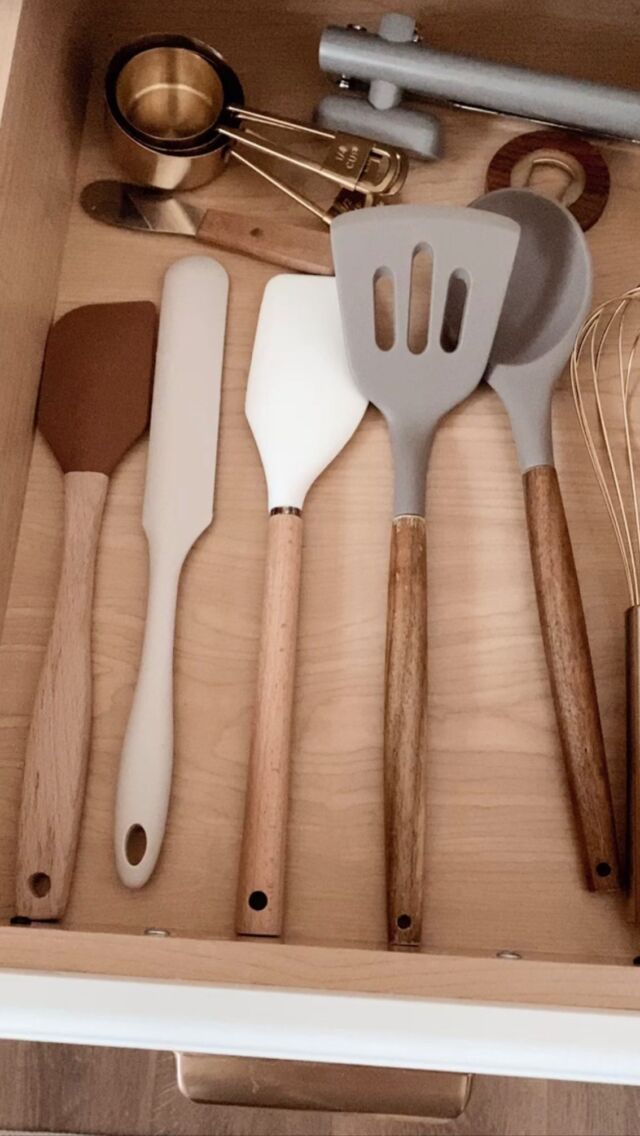 wood kitchen accessories